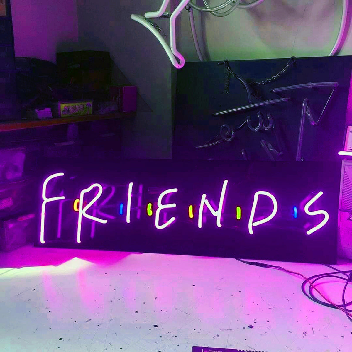 Friends neon logo